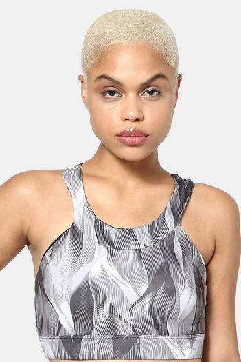 Buy Urban Hug Single Layered Non Wired Medium Coverage Strapless Bra ...