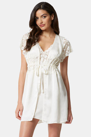 Buy Yamamay Polyester Robe - Silk at Rs.4999 online | Nightwear online